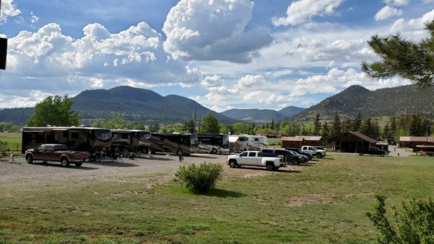 Chinook Cabins & RV Park Reviews & Reservations updated 2025