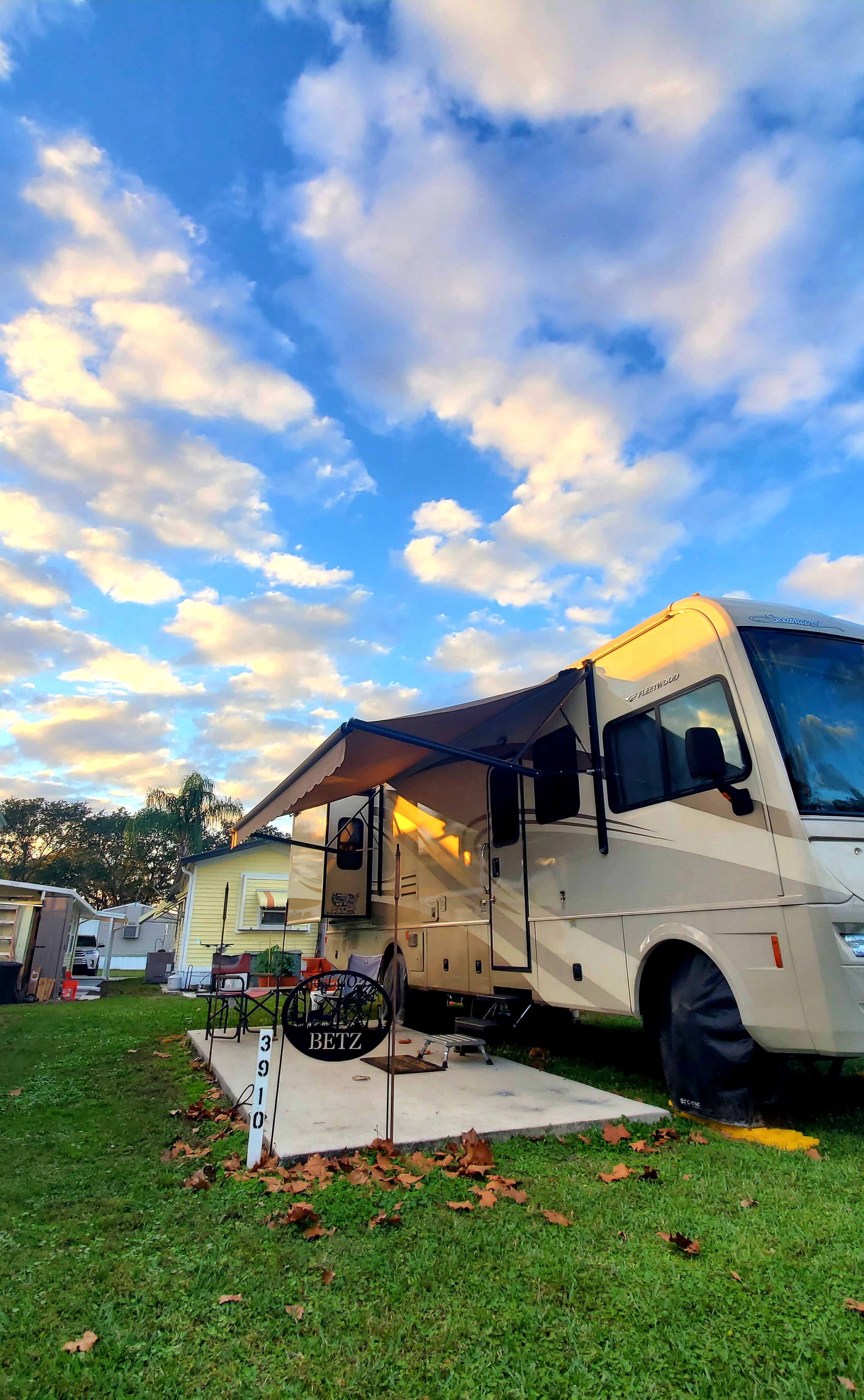 Hawaiian Isles RV Resort Reviews updated 2026
