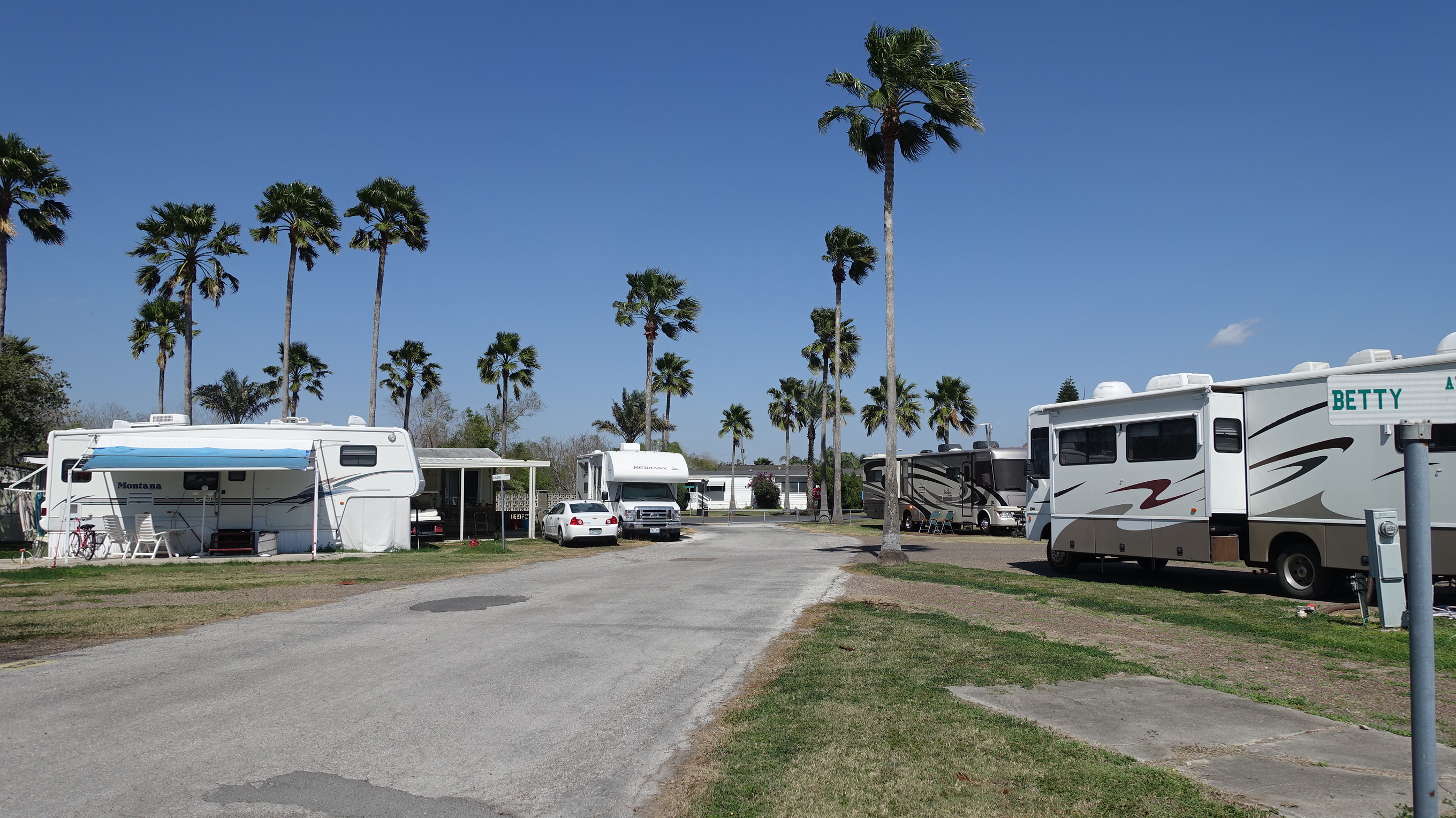 Sunshine RV Resort Reviews updated 2026