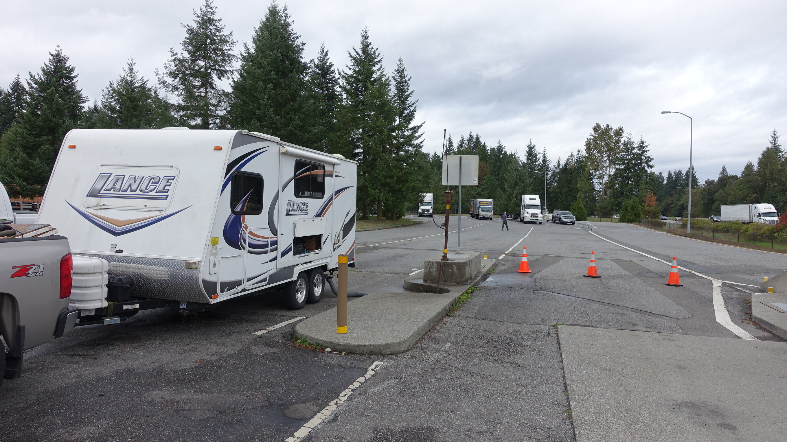 Smokey Point Southbound RV Dump Station Reviews updated 2025