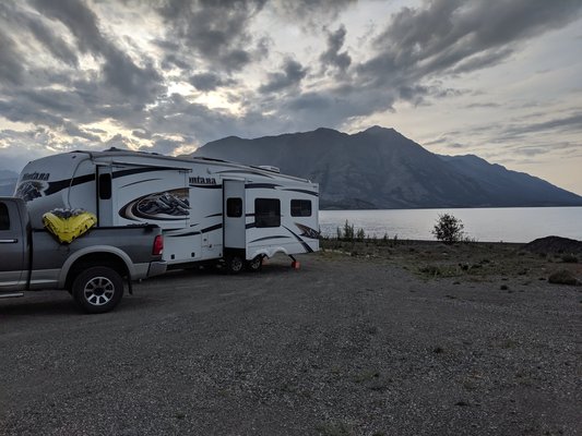 Kluane Lake Parking Area Reviews updated 2025