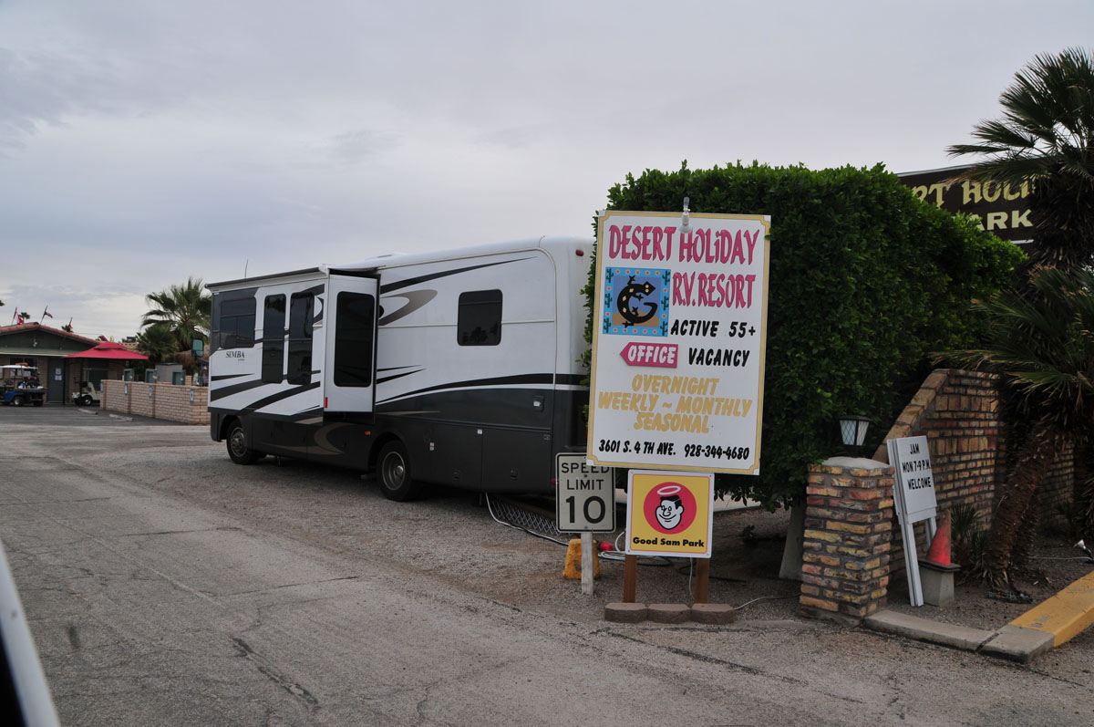 Desert Holiday RV Resort & Reservations updated 2022