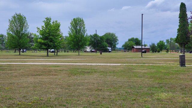 Grand Forks AFB FamCamp Reviews updated 2025