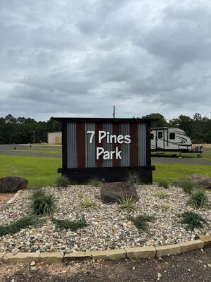 7 Pines RV Park updated 2024